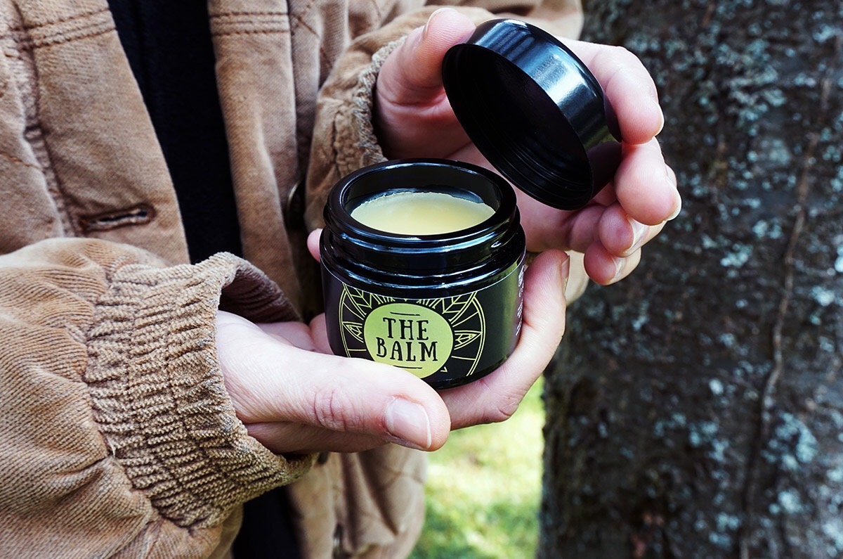 Tigerbalsam 2.0? Der Hanf-Balm von HempCrew - Weedo